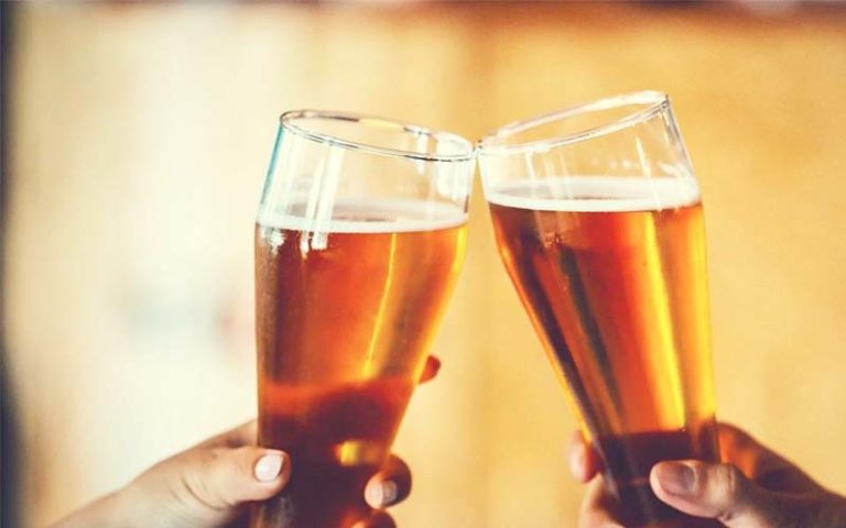 Hadits Larangan Meminum Khamr Dan Hukum Minum Alkohol Dalam Al-Qur'an ...