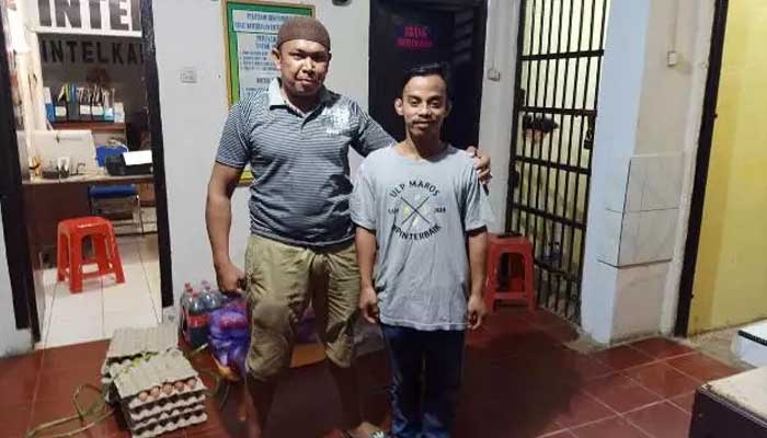 Ditangkap Polisi, Pembully Penjual Jalangkote Di Makassar Tuai Kecaman ... Ditangkap Polisi, Pembully Penjual Jalangkote Di Makassar Tuai Kecaman ...