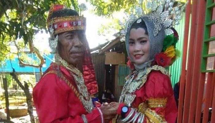 Dijodohkan Duda 50 Tahun Nikahi Gadis 17 Tahun Islampos