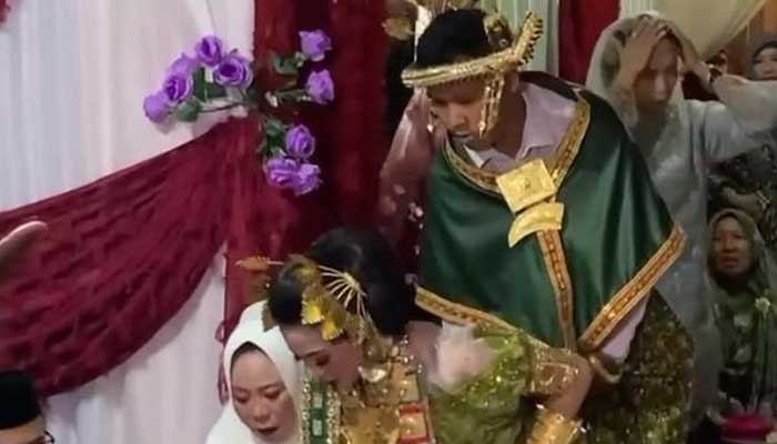 Pernikahan Viral, Kakak Gantikan Adik Menikah Karena Kabur Jelang Ijab ... Pernikahan Viral, Kakak Gantikan Adik Menikah Karena Kabur Jelang Ijab ...